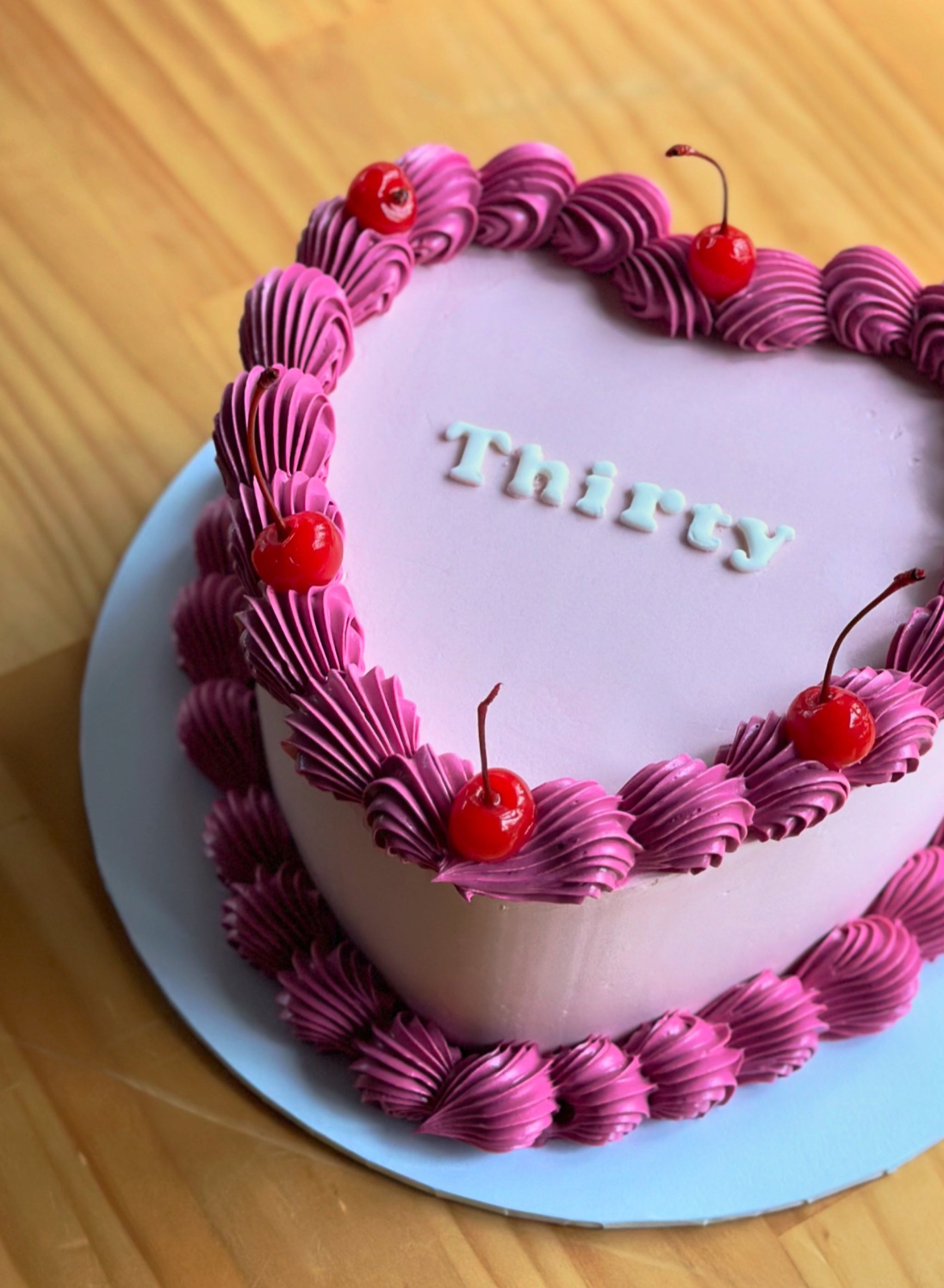 Retro Heart – Bakes by Steph