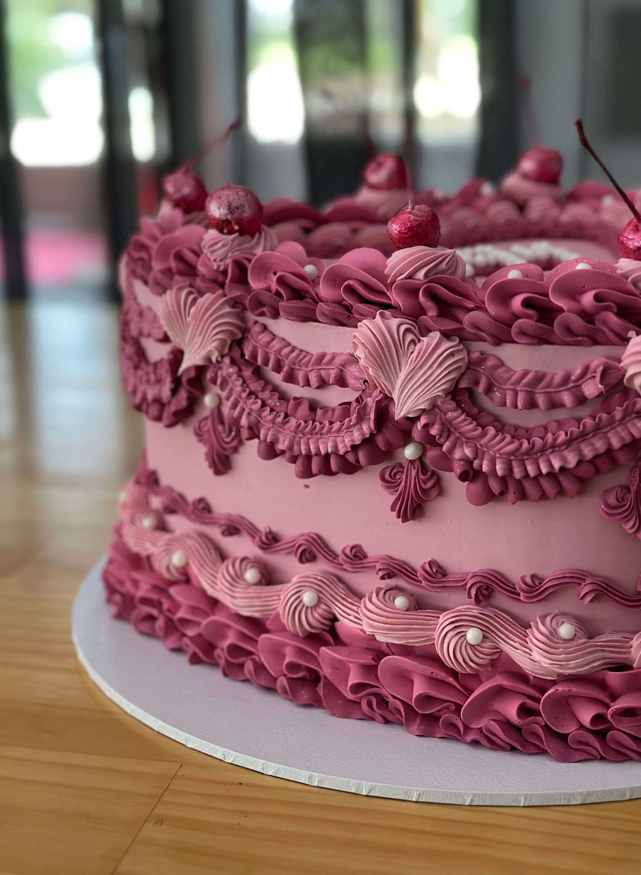 Vintage Heart – Bakes by Steph