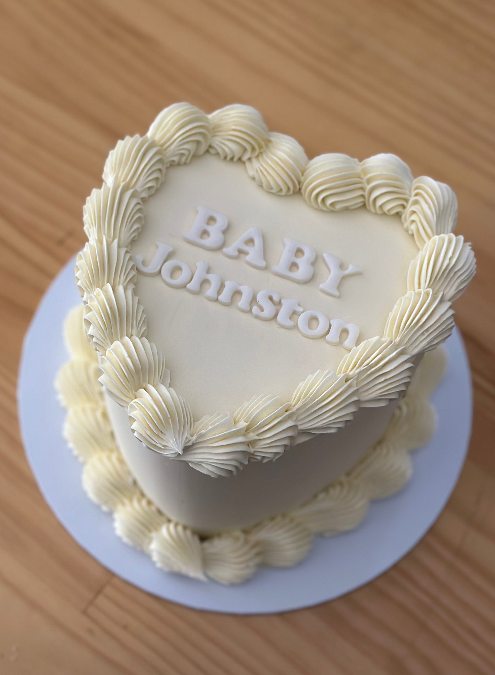 Retro Heart – Bakes by Steph